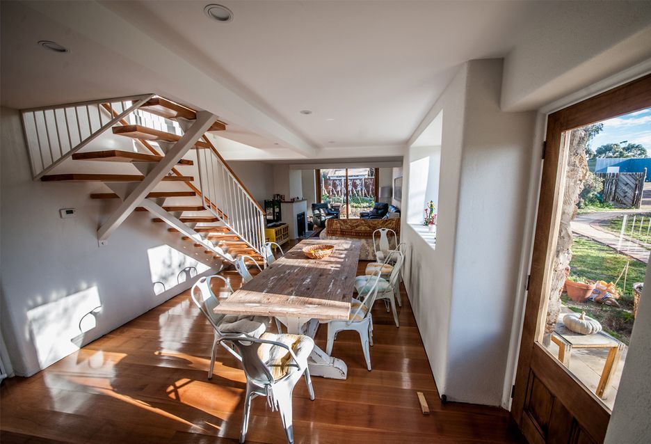 Coach House | Vineyard and accommodation in Tasmania